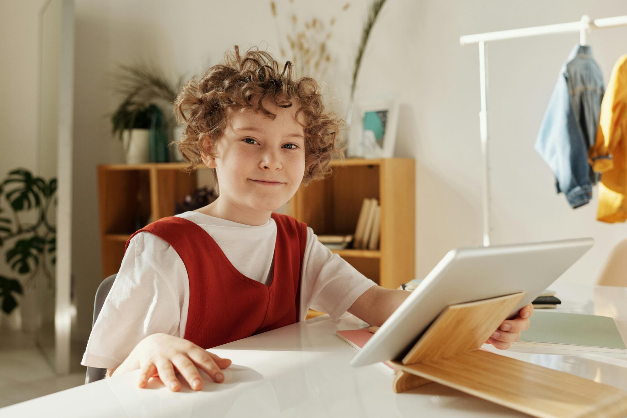 Mastering ks2 Fronted Adverbials - A Guide for Students